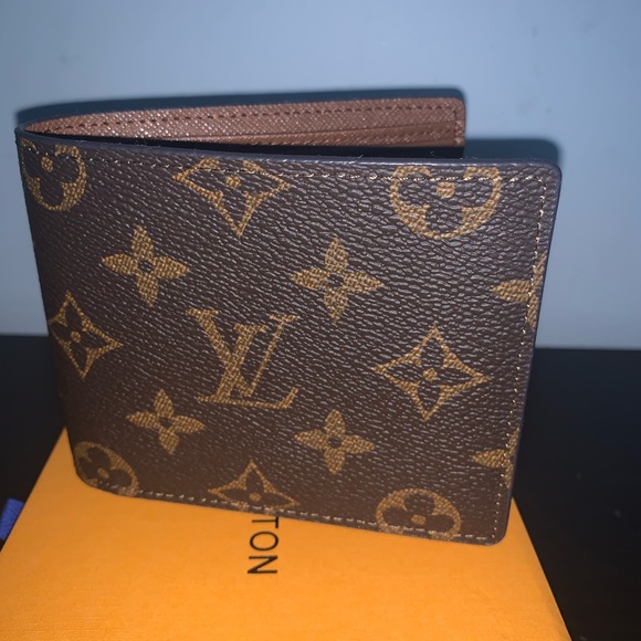 Louis Vuitton | Accessories | Louis Vuitton Mens Monogram Wallet Brown ...